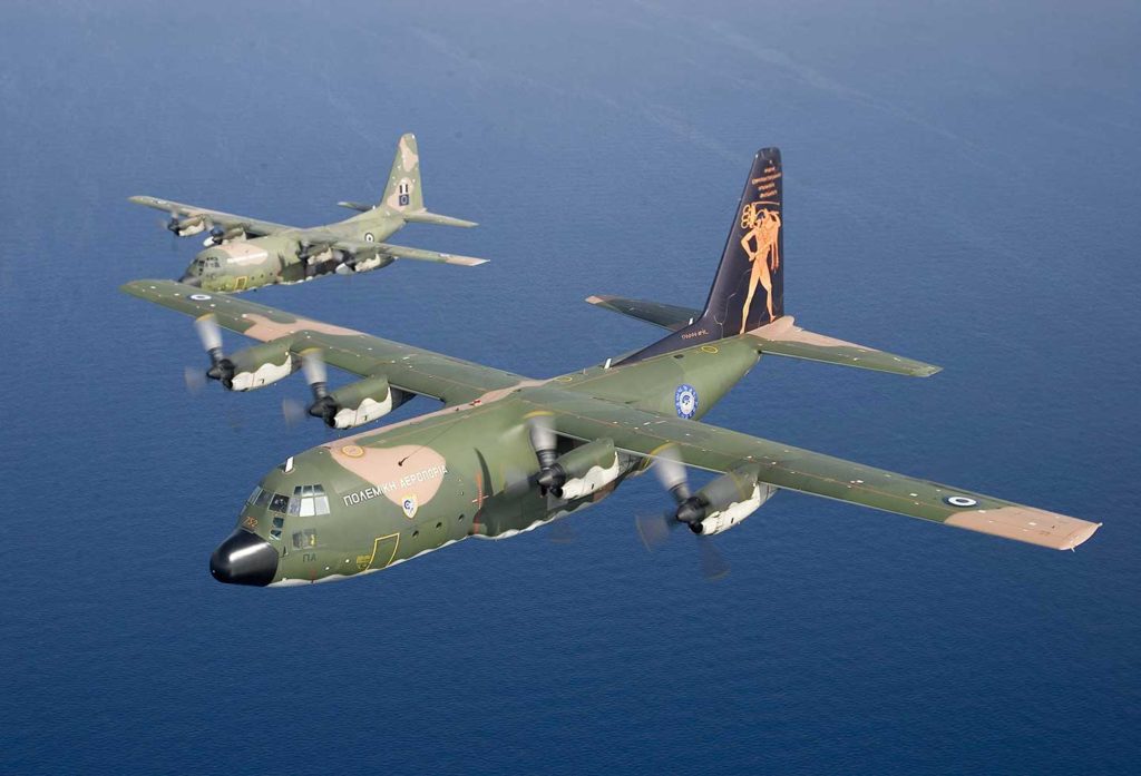 Βροχή Μολότοφ κατά Ρωσικού Άρματος Μάχης από ...Ουκρανούς πολίτες ...