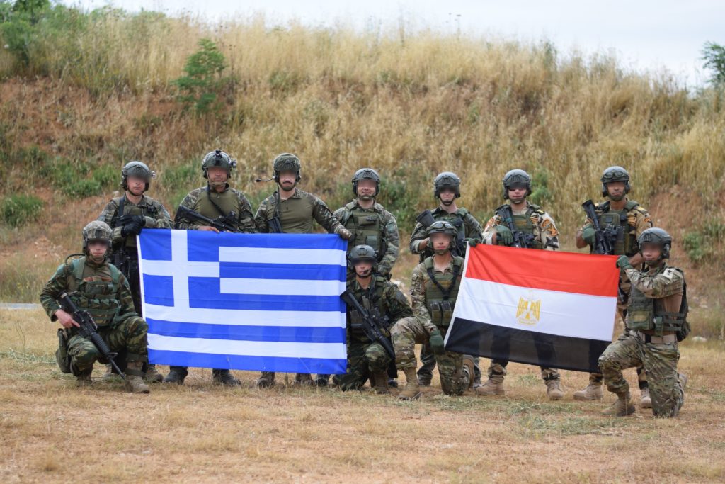 Εκπαίδευση Αξιωματικών του Στρατού της Αιγύπτου στην (71 Α/Μ ΤΑΞ ...