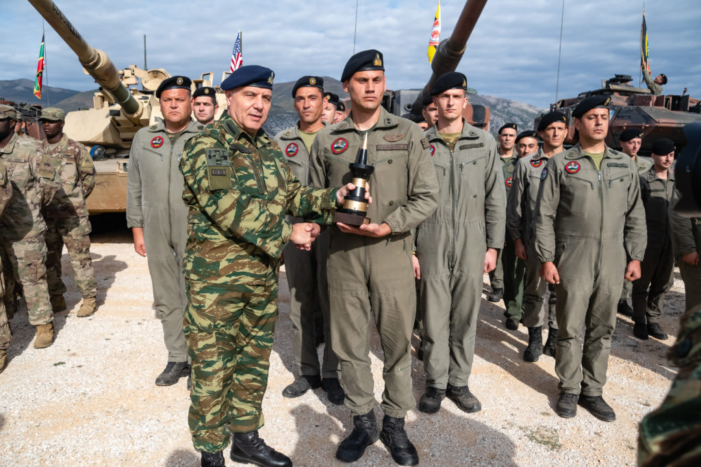 Διαγωνισμός Ουλαμών Αρμάτων Μονάδων Τεθωρακισμένων του Δ'ΣΣ με LEO2 (A4 ...