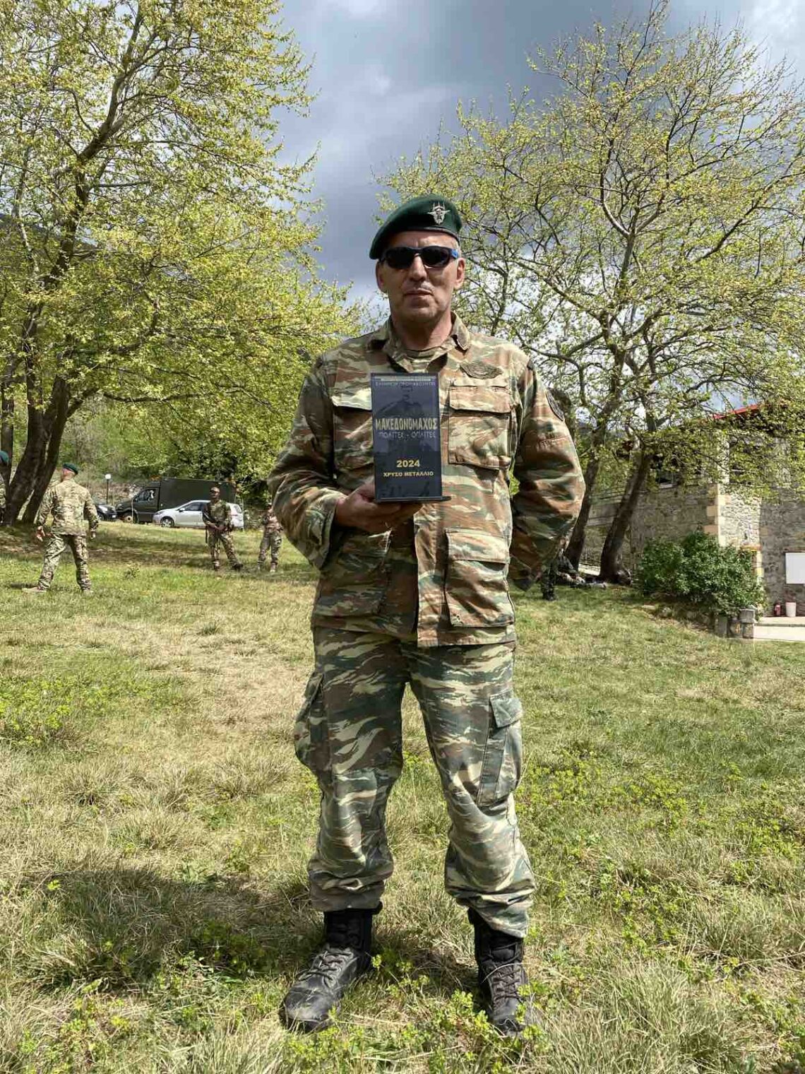 68 Αξιωματικοί και 338 Υπαξιωματικοί και Οπλίτες στον "ΜΑΚΕΔΟΝΟΜΑΧΟ ...